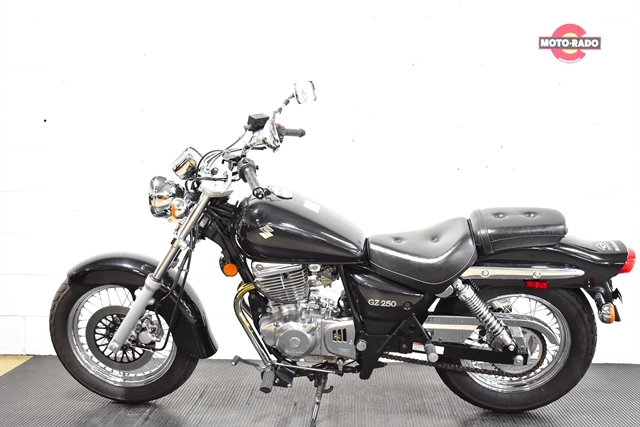 Suzuki Gz 250 Cruiser