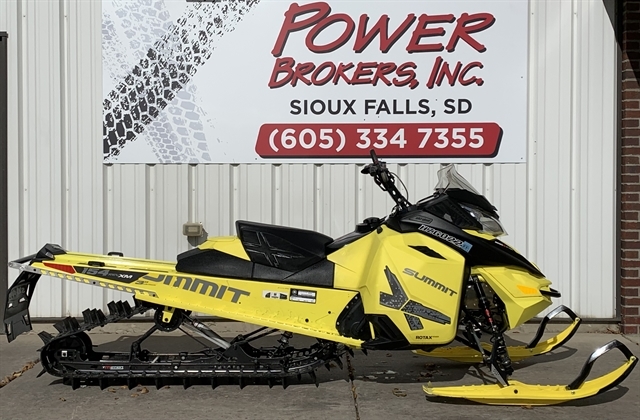Stock# S00088 USED 2016 SKI DOO Summit X 800 | Sioux Falls, South ...