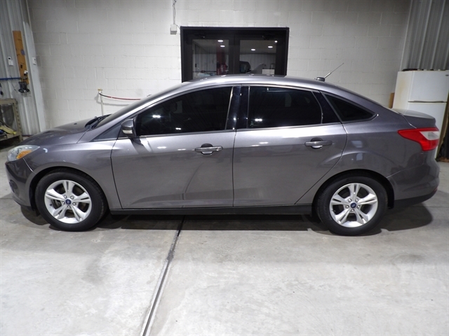 Stock# H9425 USED 2014 FORD FOCUS