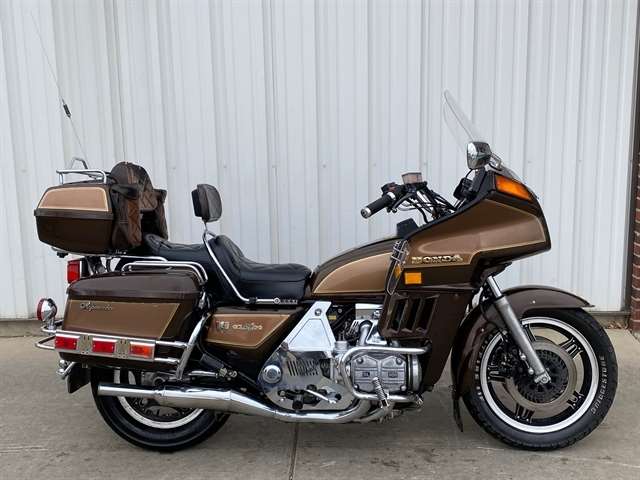 Stock# T28807 USED 1982 HONDA GL1100A GOLDWING ASPENCADE