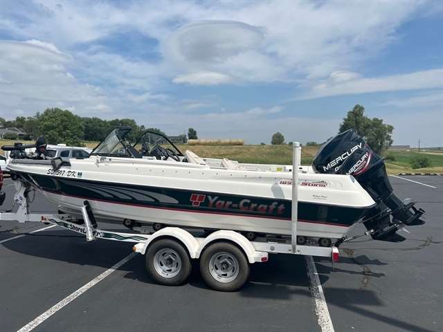 Stock# W5F899 USED 1999 Yar-Craft 1895 Storm 200 Optium X