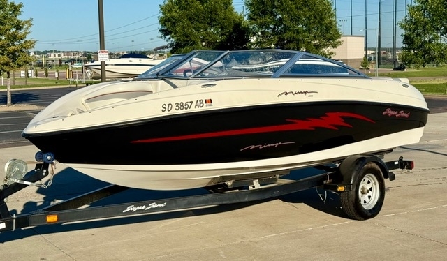 Stock# W6E505 USED 2005 SUGAR SAND 1800 Mirage JET BOAT