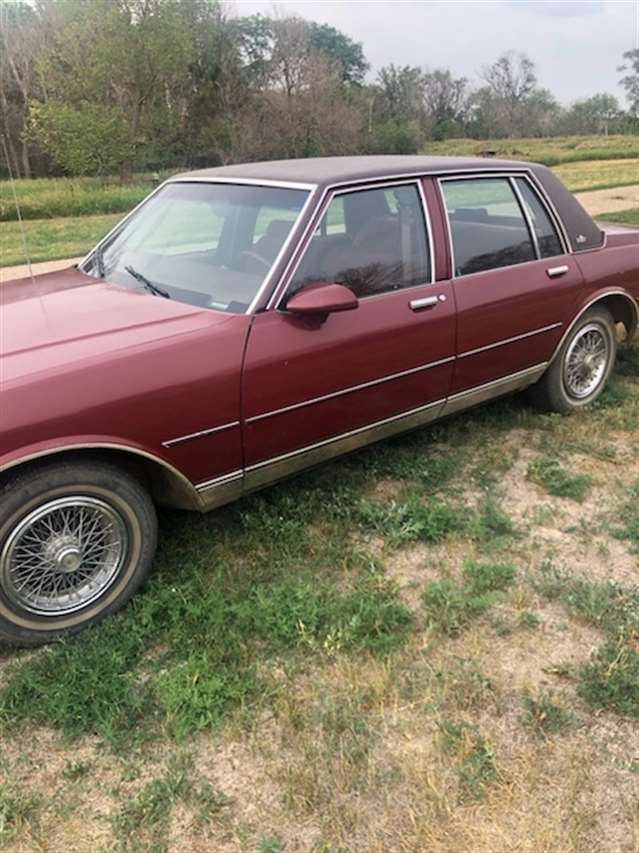 Stock# USED 1990 CHEVROLET Caprice Classic