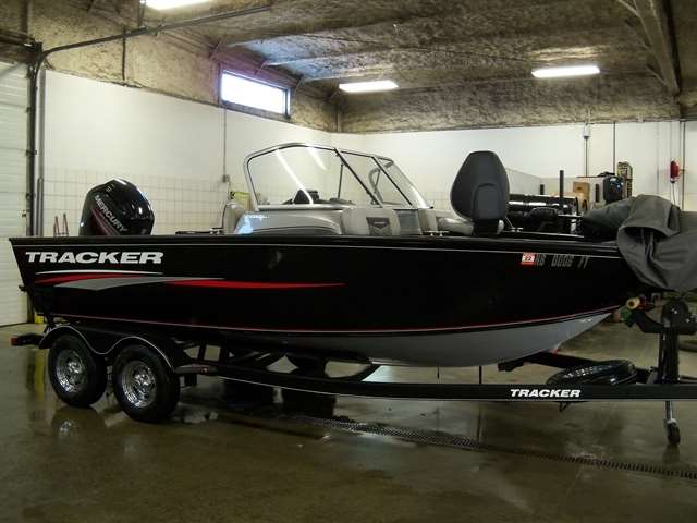 Stock# 4643 USED 2019 TRACKER PRO GUIDE 175 COMBO